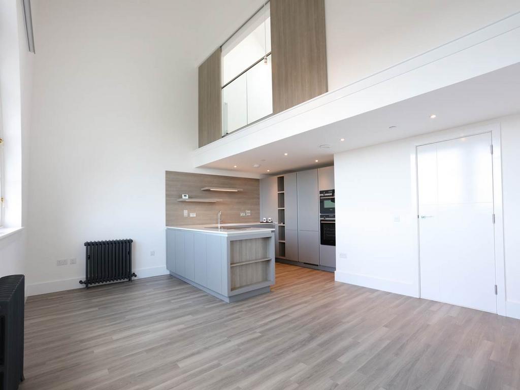 Viewforth, Edinburgh 3 bed flat to rent - £2,700 pcm (£623 pw)
