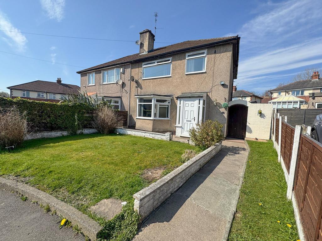 Morar Road, Dukinfield 3 bed semi-detached house for sale - £210,000
