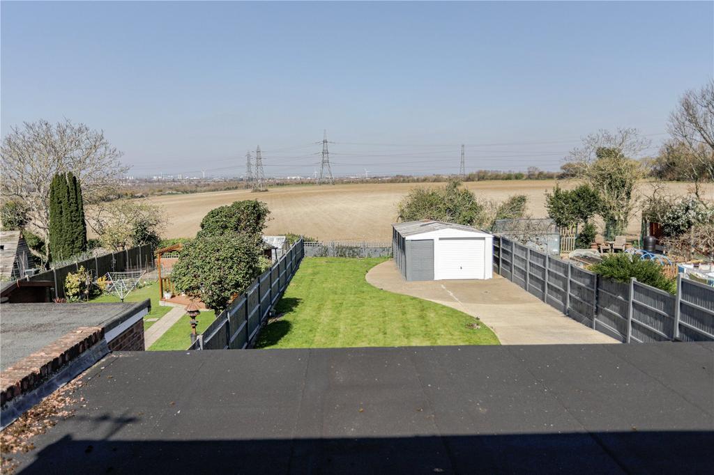 Fairview Road, Istead Rise... 3 bed semi-detached house for sale - £550,000