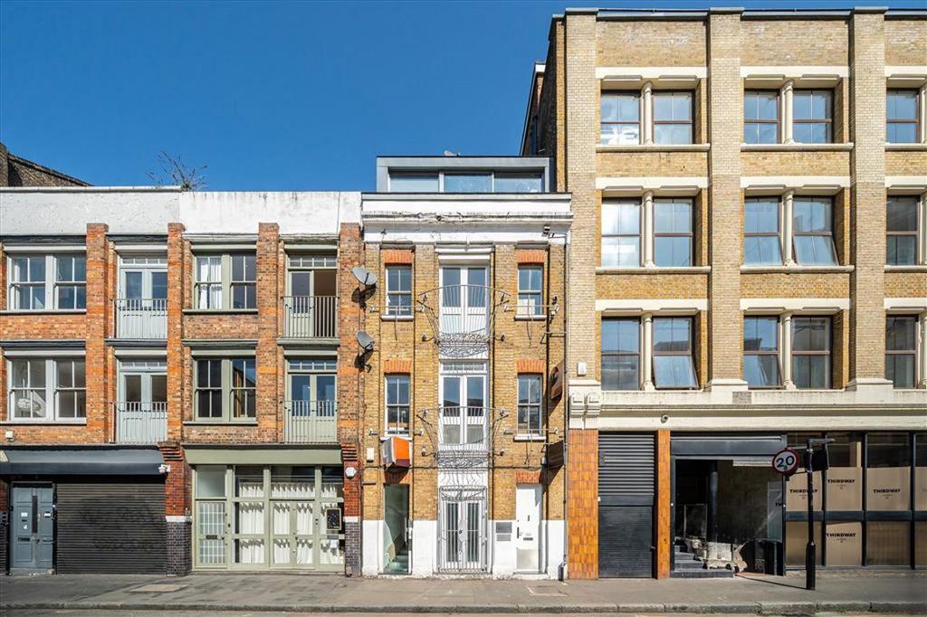 Cowper Street, London EC2A 1 bed flat for sale - £950,000