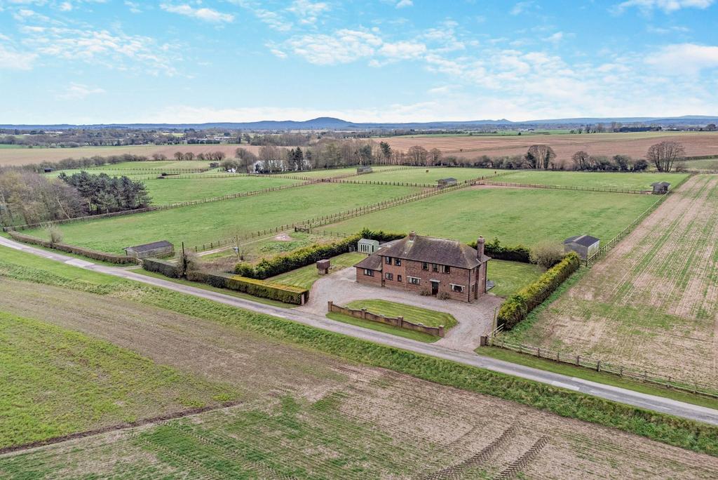Childs Ercall, North Shropshire 4 bed detached house for sale - £495,000