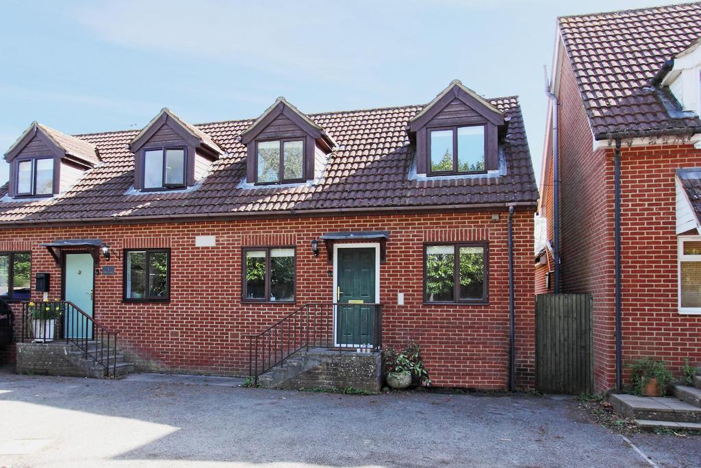 Myrtle Cottages, Shipton Bellinger, SP9 2 bed semi-detached house for ...
