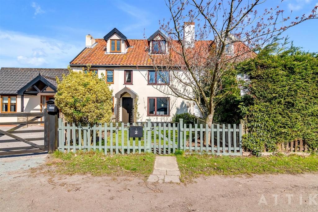 Town Farm Cottage, Chediston, Halesworth 3 bed cottage for sale - £375,000