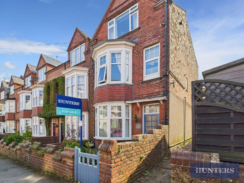 Rutland Street, Filey 1 bed flat for sale - £150,000