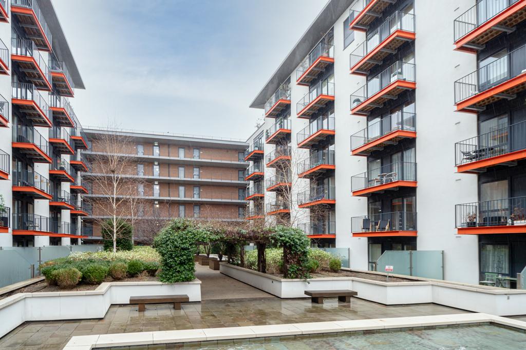 Major Draper Street, Woolwich SE18 1 bed apartment for sale - £340,000