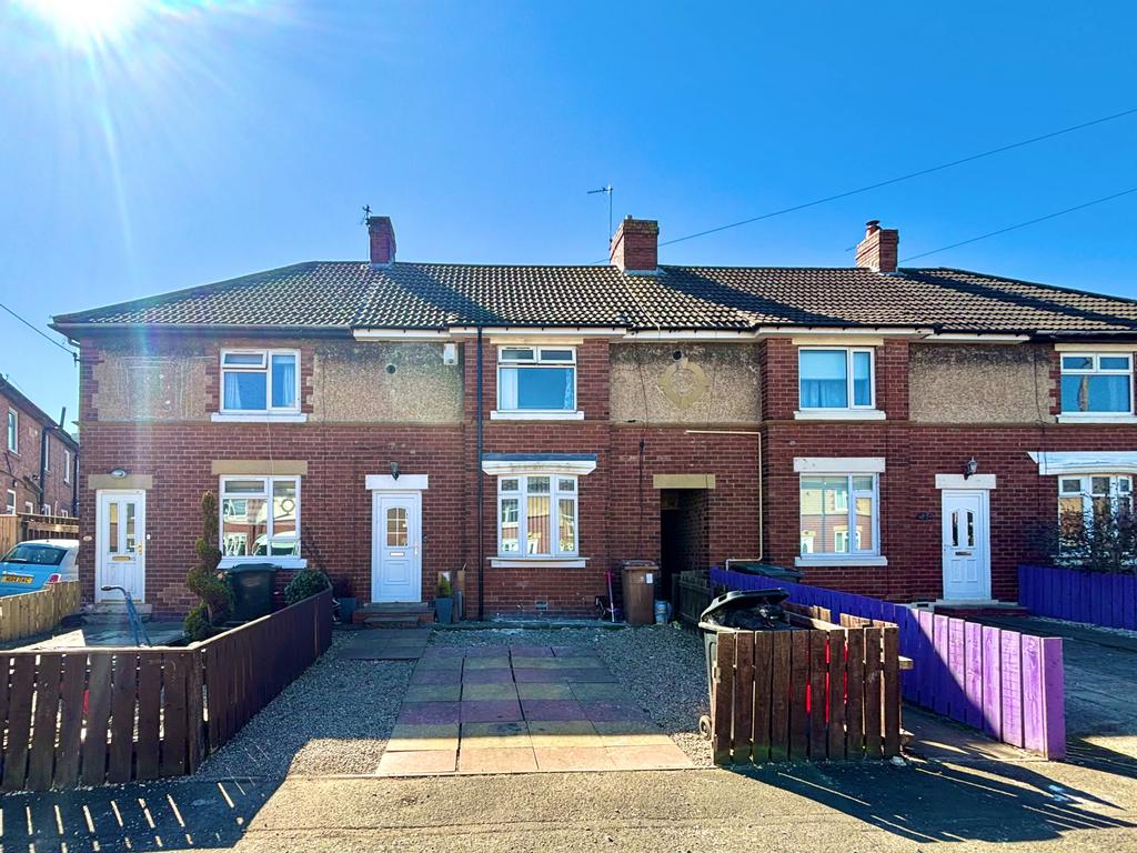 Green Crescent, Cramlington, NE23 3 bed terraced house for sale - £90,000