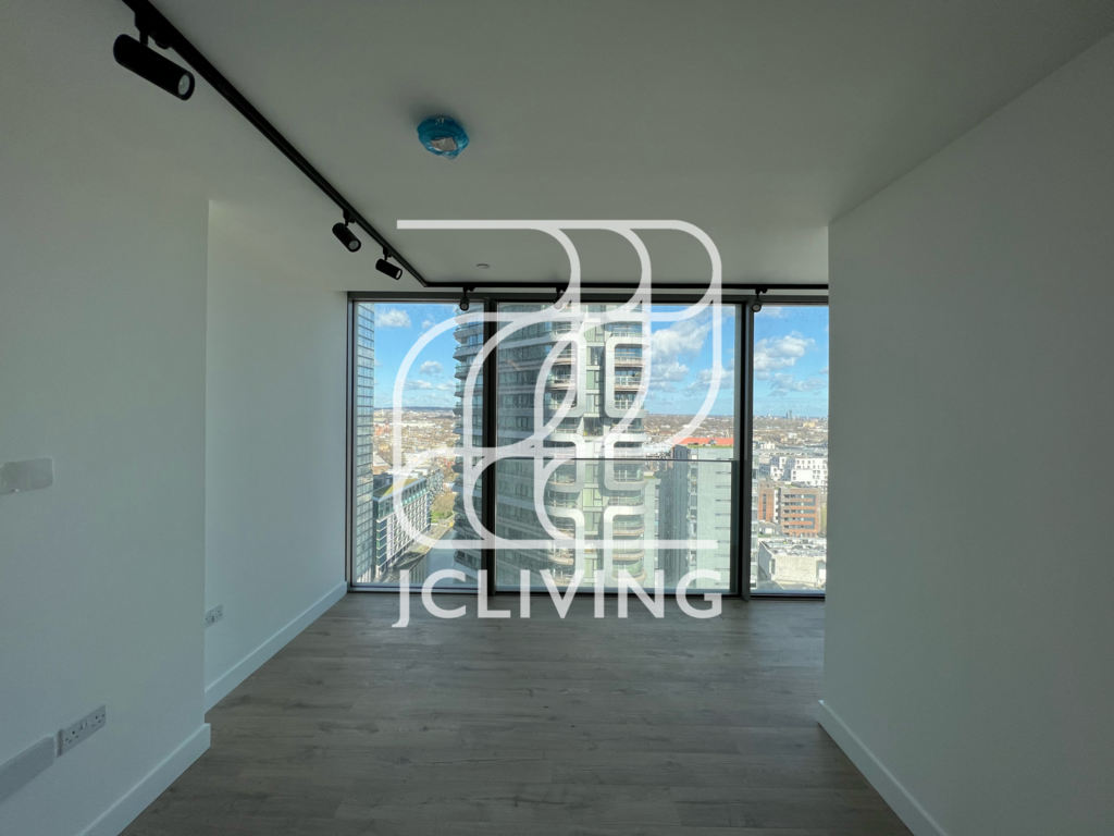 Valencia Tower, EC1V 2 bed flat - £3,683 pcm (£850 pw)