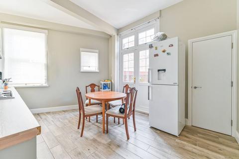 Houses for sale in Croydon, London Borough | OnTheMarket