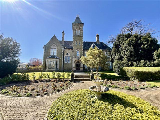 Eckington Hall, Mosborough... 2 bed flat for sale - £220,000