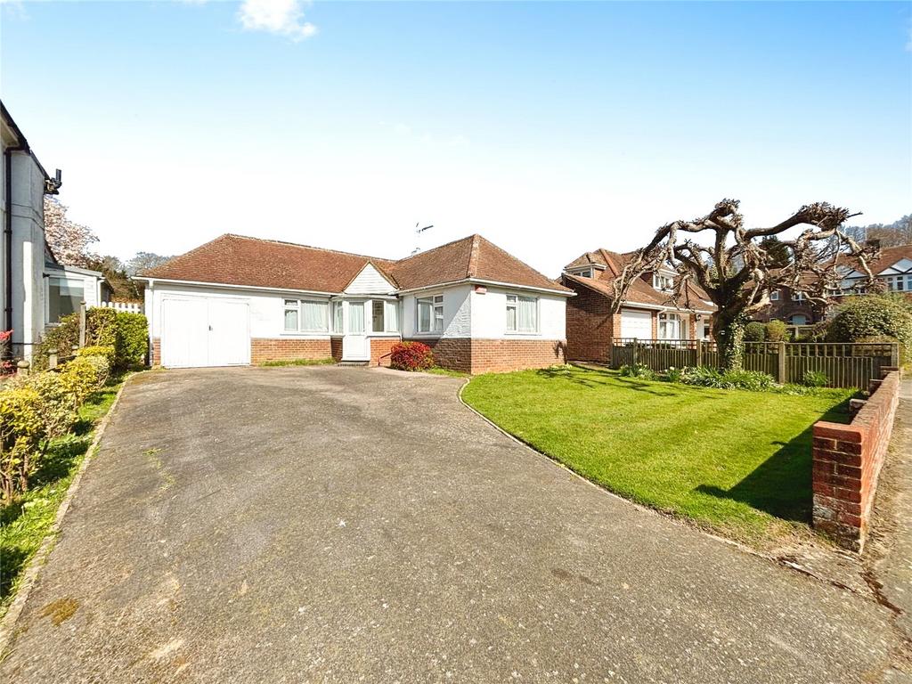 Manwood Avenue, Kent CT2 2 bed bungalow for sale - £300,000