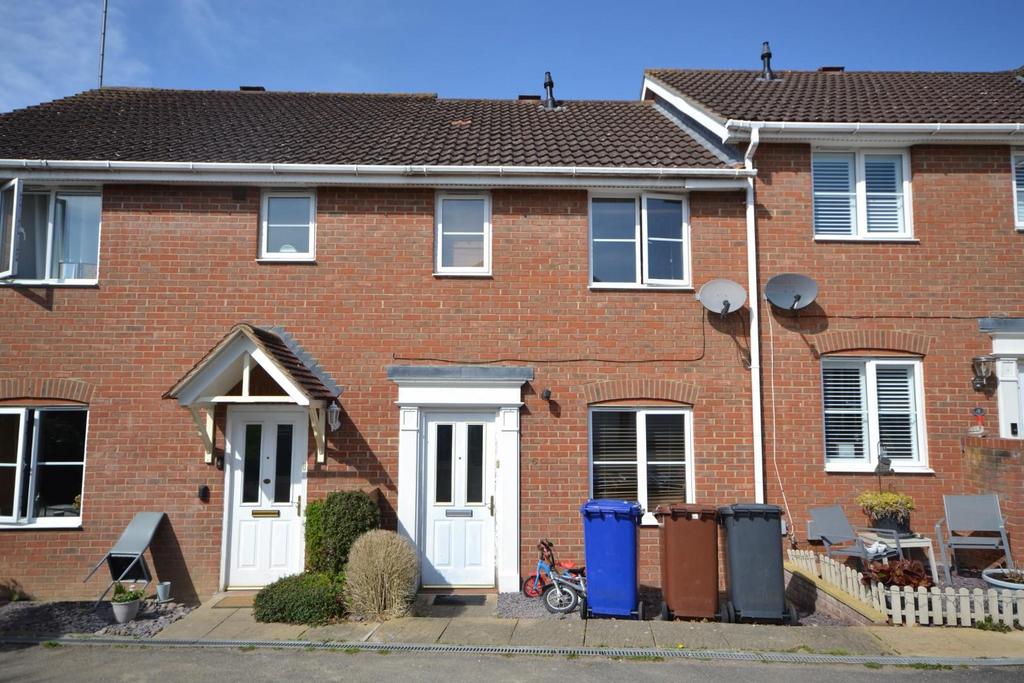 Ruffles Road, Haverhill CB9 2 bed terraced house to rent - £1,200 pcm ...