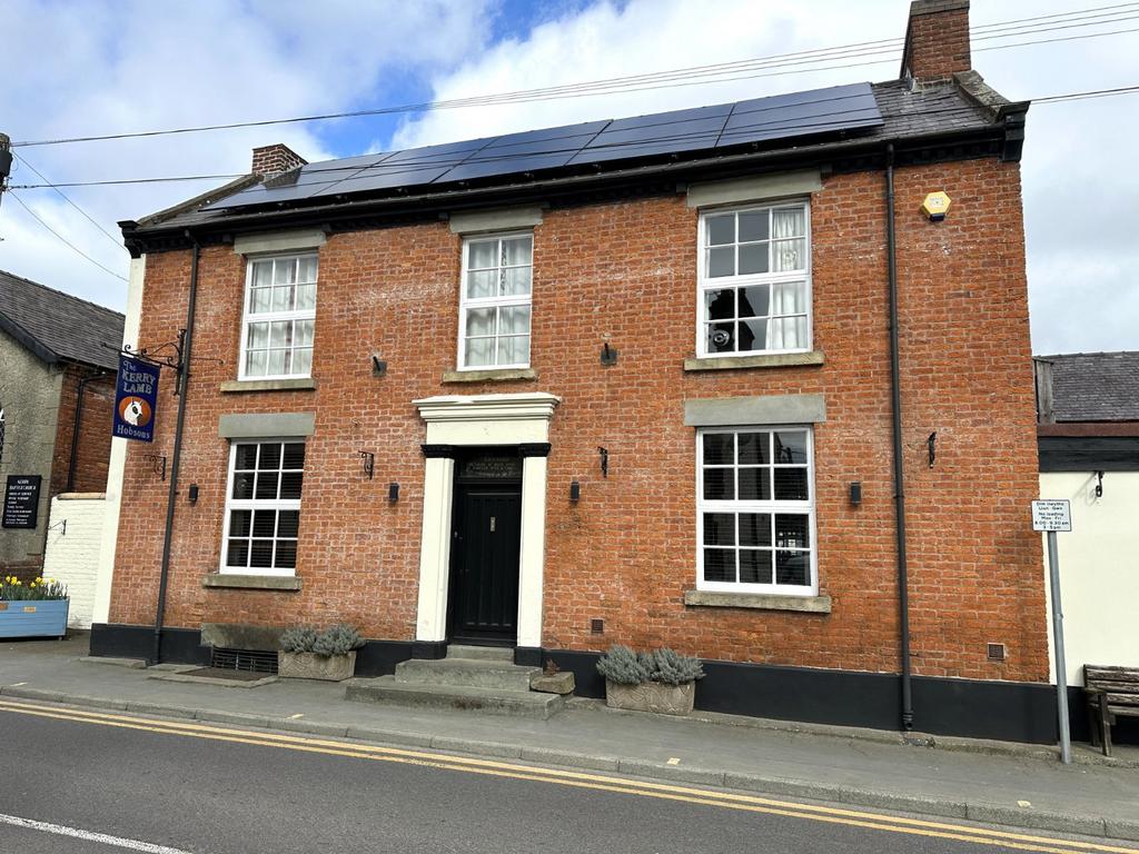 Kerry, Newtown, Powys, SY16 4 bed detached house for sale - £395,000