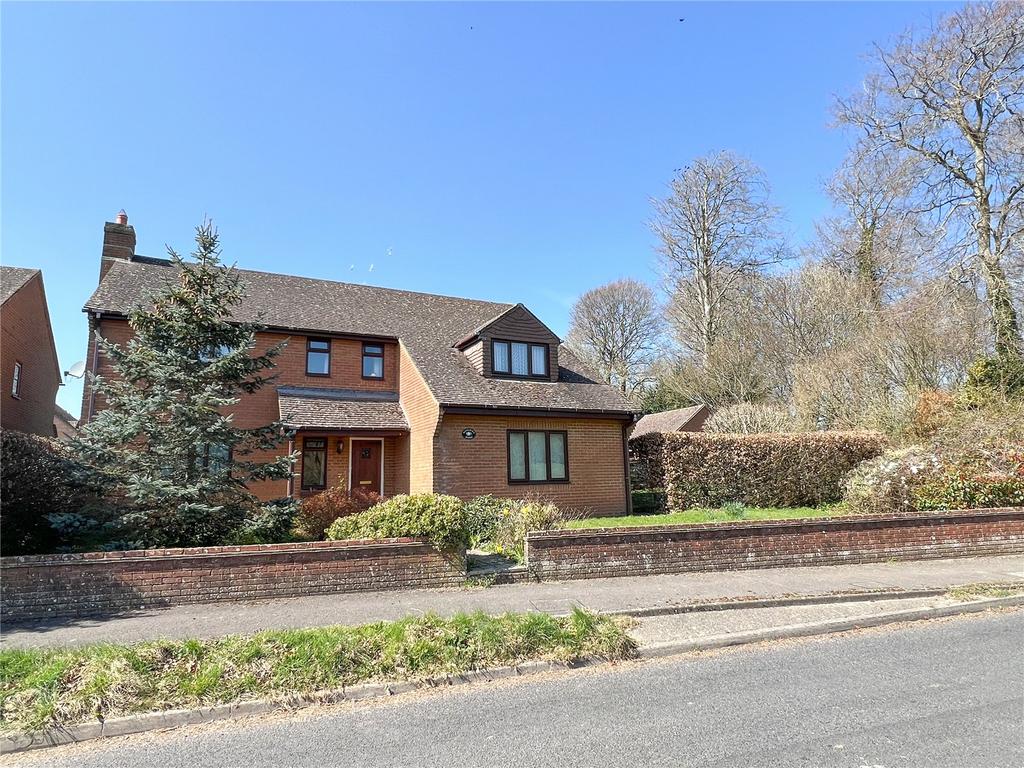 Whatcombe Lane, Winterborne... 5 bed detached house for sale - £500,000