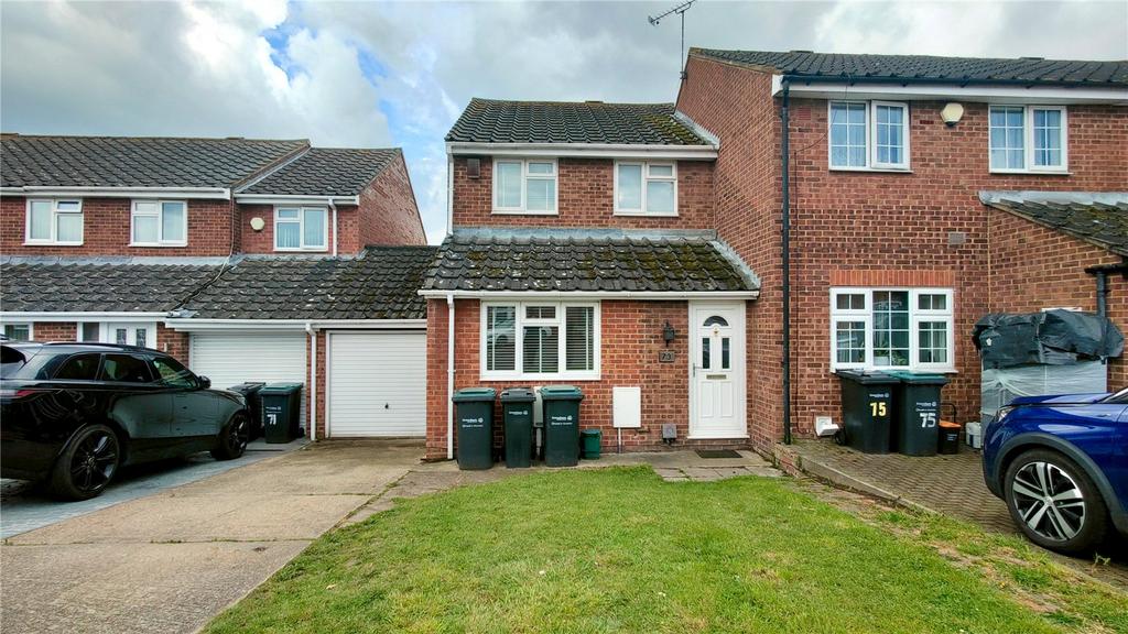 Artillery Row, Kent DA12 3 bed end of terrace house - £1,650 pcm (£381 pw)