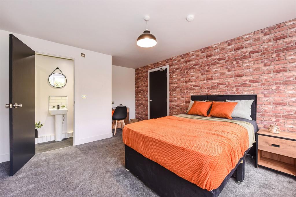 Penylan, Cardiff 1 bed house - £720 pcm (£166 pw)