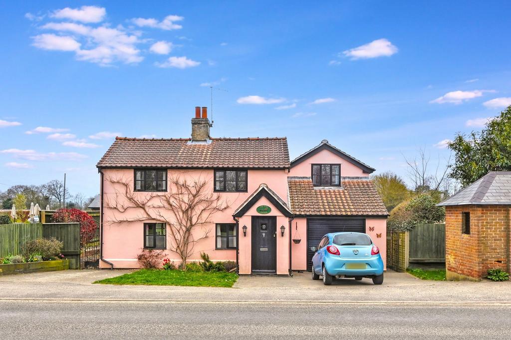 Pettistree, Nr Woodbridge, Suffolk 3 bed detached house for sale - £399,500