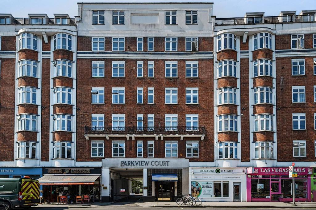 Fulham High Street, Bishop's Park... 1 bed flat for sale - £575,000