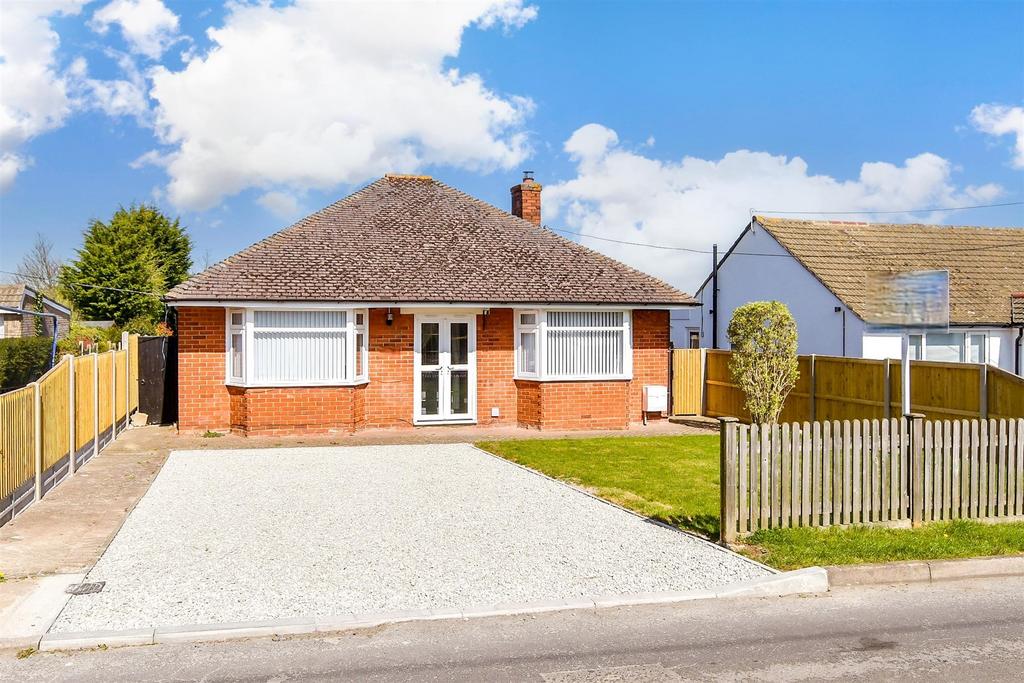 Green Lane, Eythorne, Dover, Kent 4 bed bungalow - £390,000