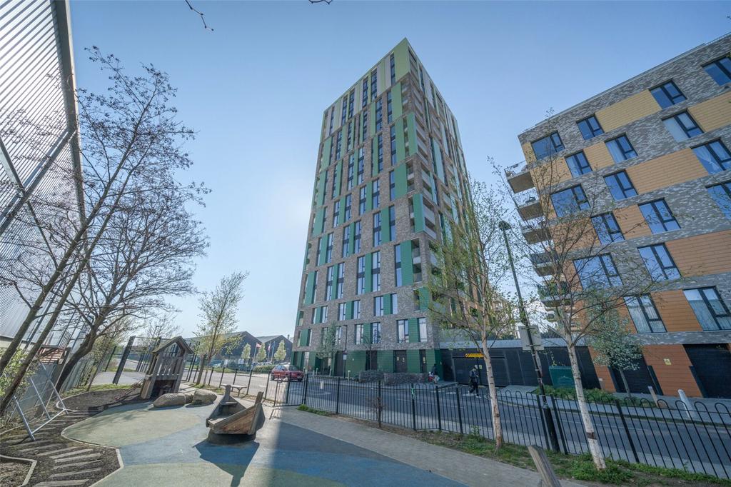 Telcon Way, London 3 bed apartment for sale - £850,000
