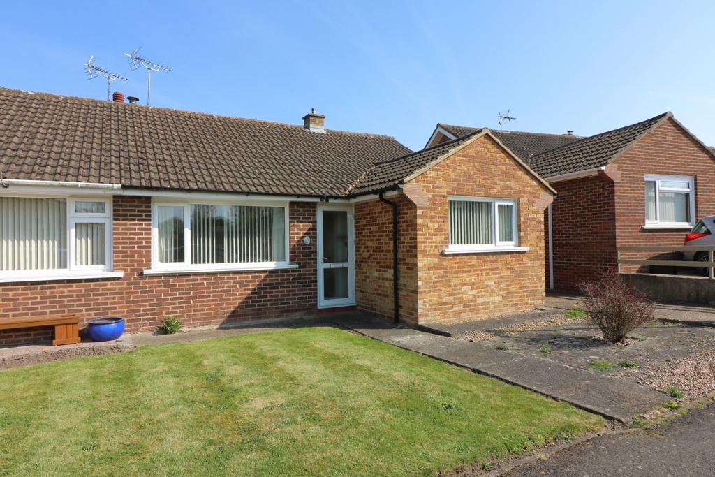 Oxenden Crescent, Wingham... 2 bed semi-detached bungalow for sale - £275,000