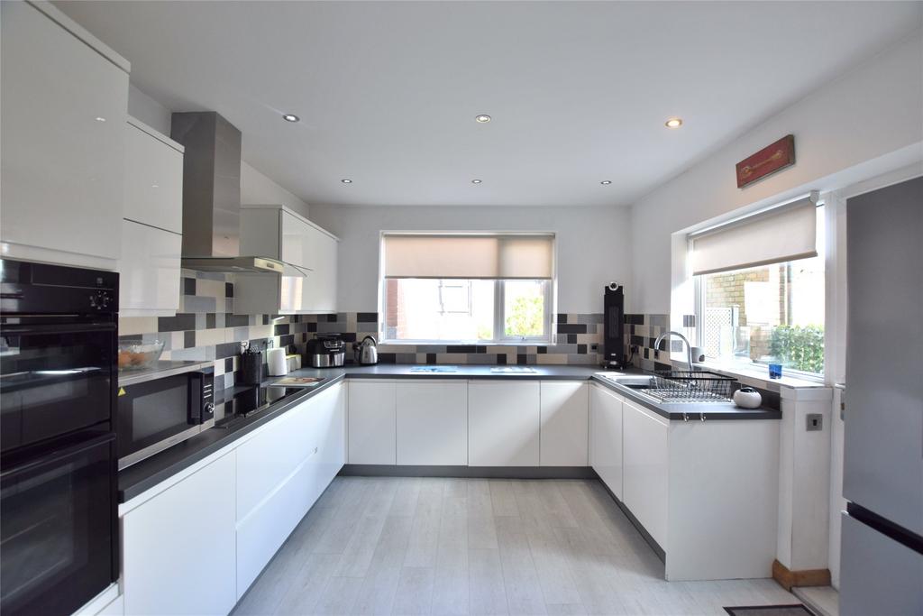 Shotley Gardens, Low Fell, Gateshead... 3 bed end of terrace house - £ ...