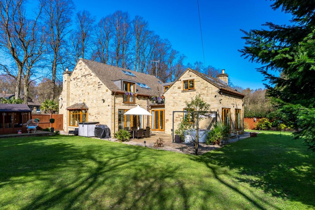 Clara Drive, Calverley, Pudsey, West... 4 bed detached house for sale ...