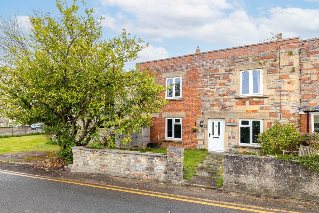 West Pennard, between Wells and... 3 bed semi-detached house for sale ...