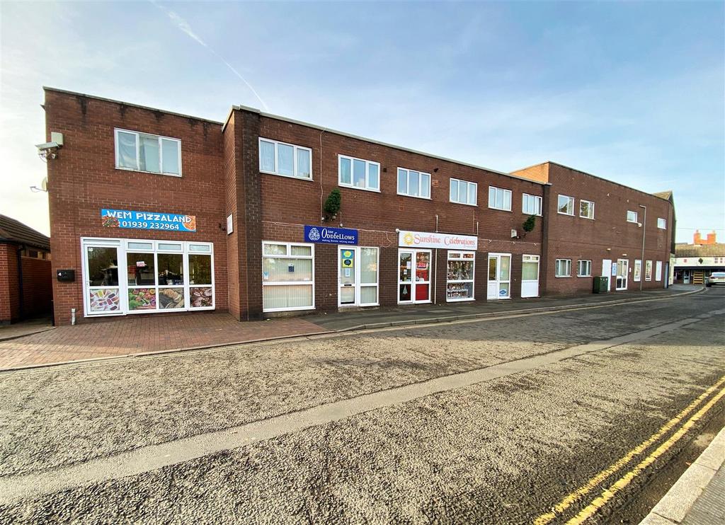 Talbot House, High Street, Wem 2 bed flat - £595 pcm (£137 pw)