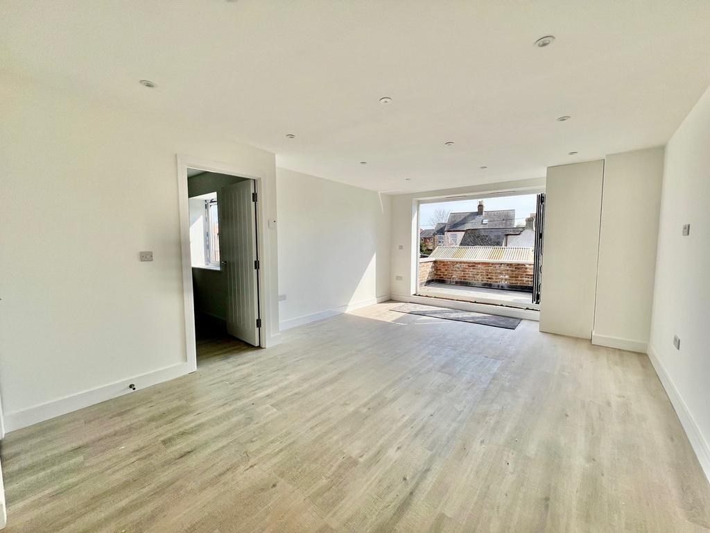 Broadway, Didcot, OX11 1 bed apartment for sale - £210,000