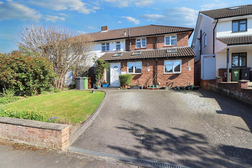 Lullington Garth, Borehamwood 4 bed semi-detached house - £860,000