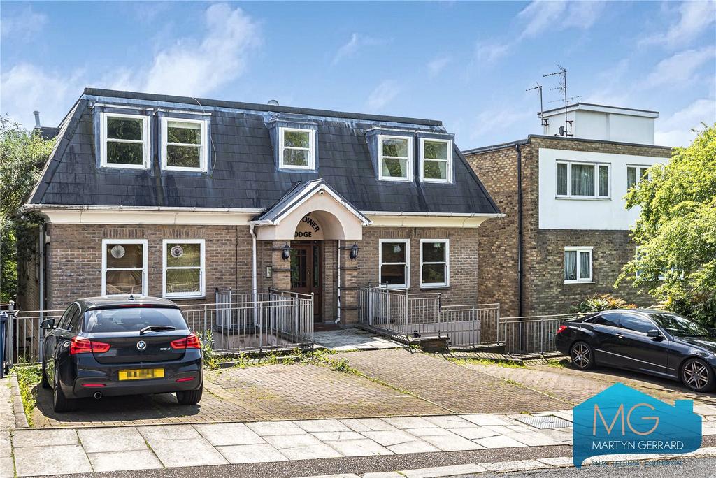 The Rise, London, NW7 2 bed apartment for sale - £550,000