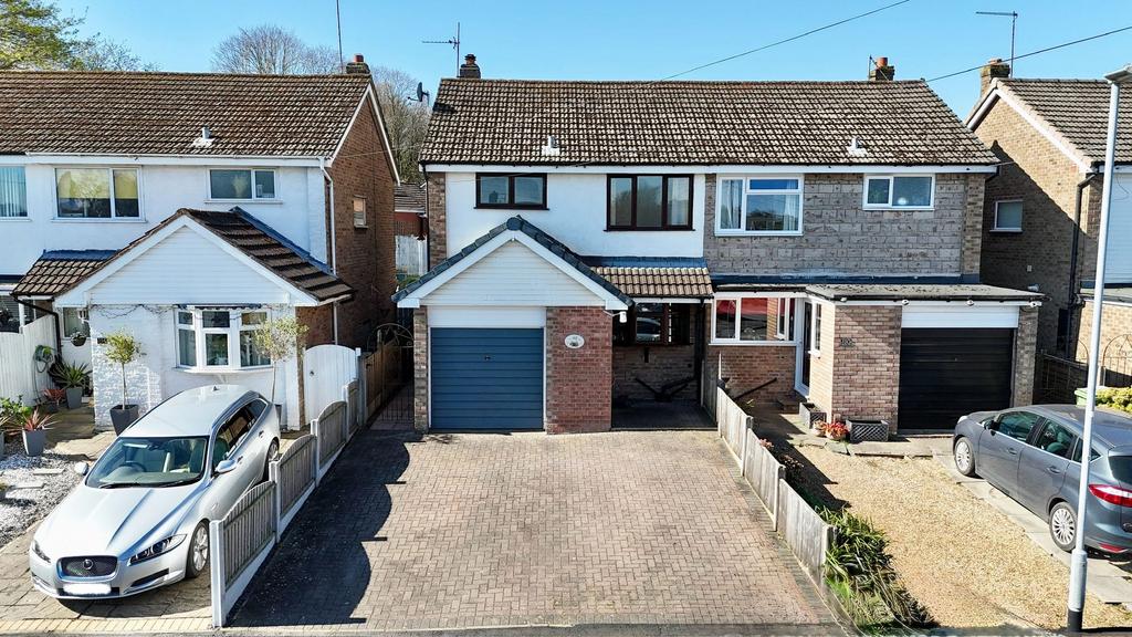 Beacon Rise, Stone, ST15 3 bed semi-detached house for sale - £235,000