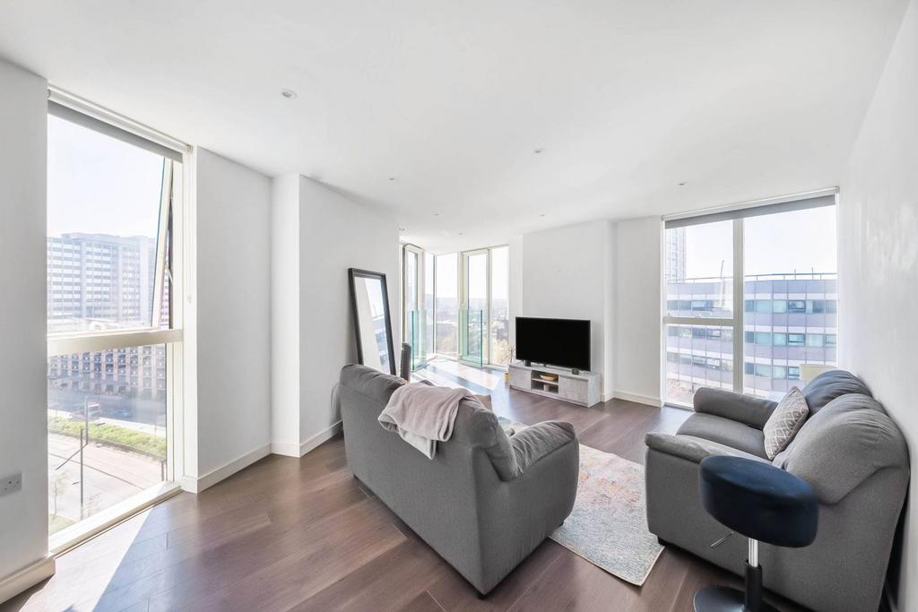 Pinnacle Apartments, Croydon, CR0 2 bed flat for sale - £375,000