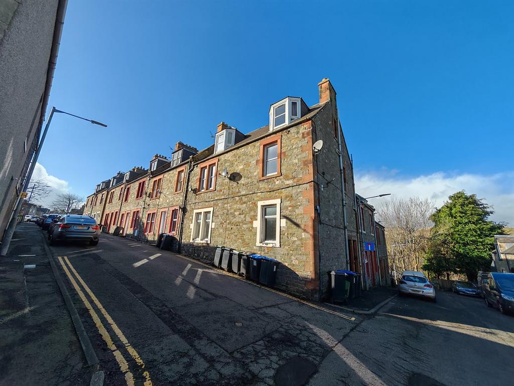 Curror Street, Selkirk, TD7 3 bed maisonette for sale - £110,000