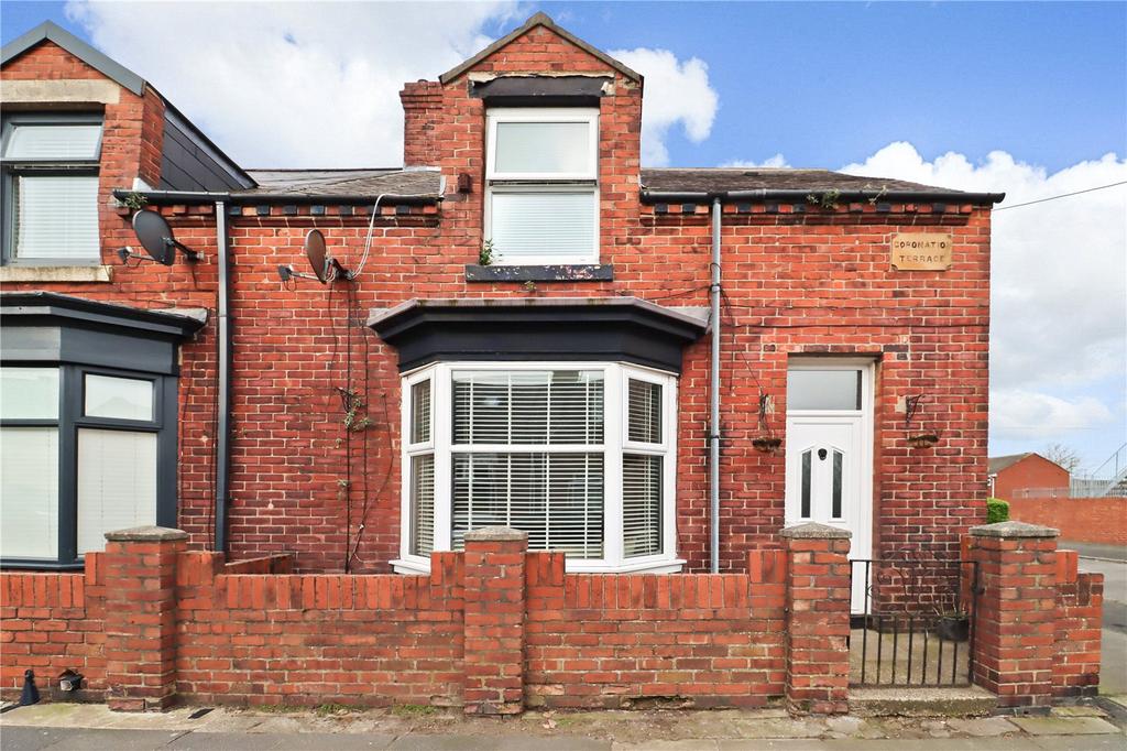 Coronation Terrace, Tyne and Wear NE35 3 bed end of terrace house - £ ...