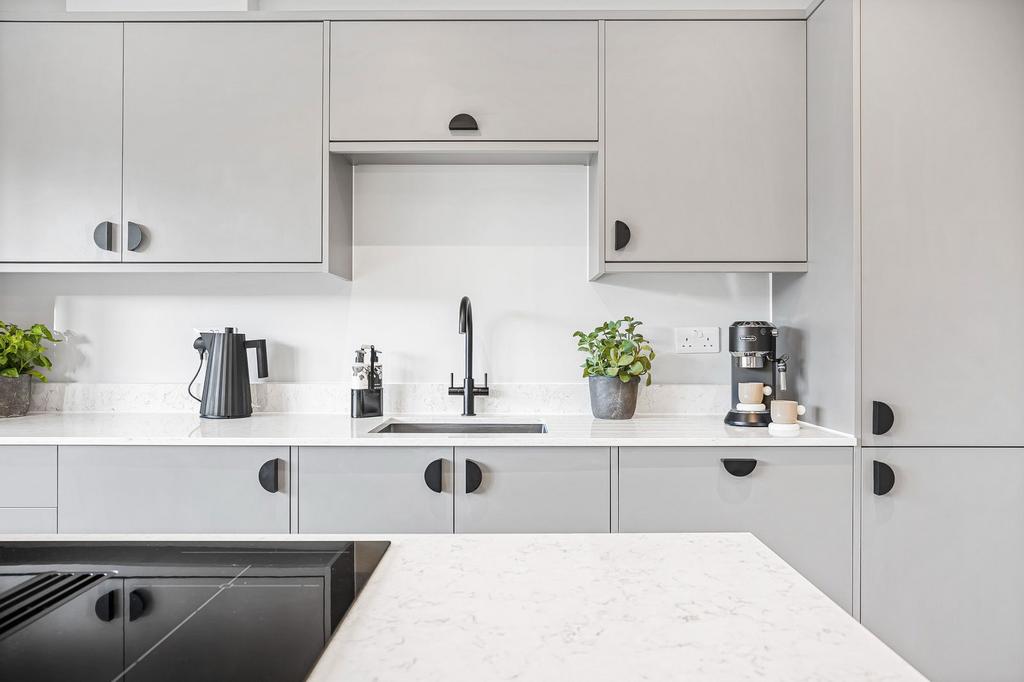 Beckingsale Court, Normal Terrace... 2 bed townhouse for sale - £300,000