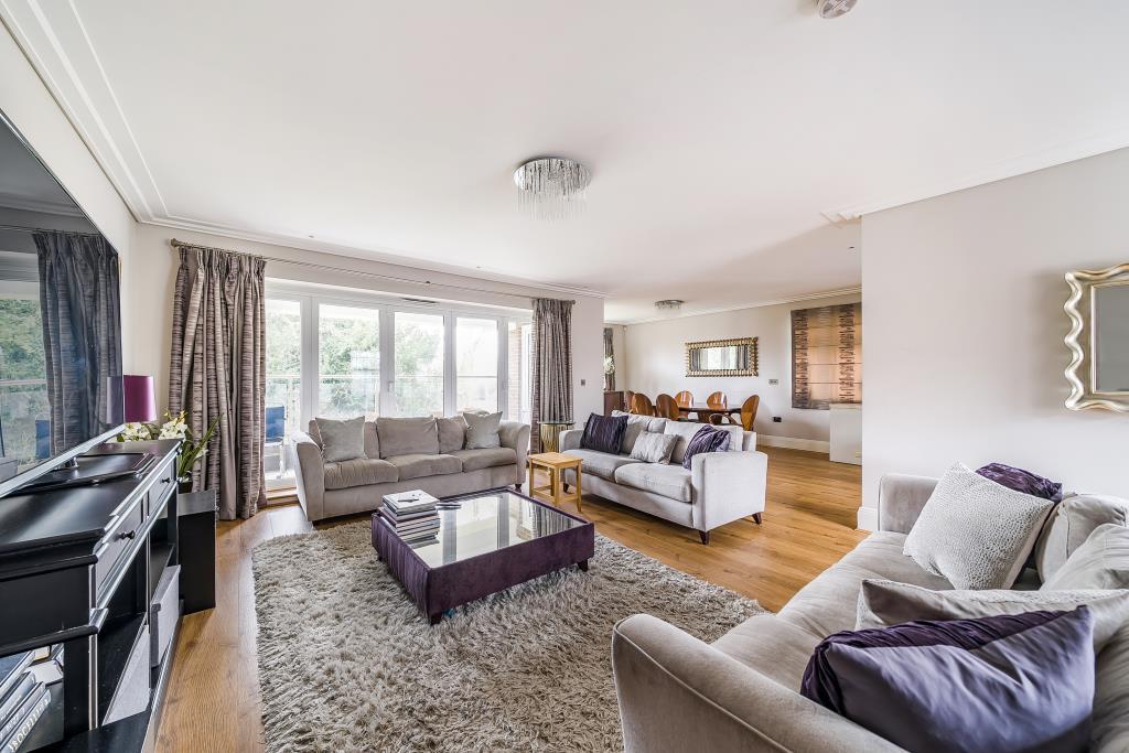 Primrose Court, Dollis Avenue, N3 3 bed flat for sale - £1,850,000