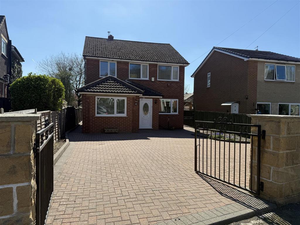 St. Pauls Road, Mirfield WF14 4 bed detached house for sale - £380,000