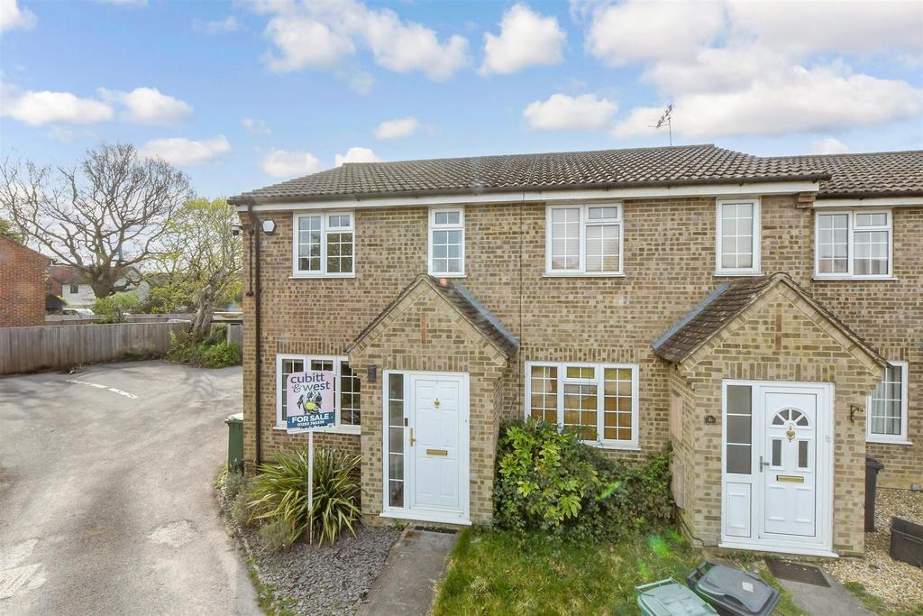 Tanyard Way, Horley, Surrey 3 bed end of terrace house for sale - £410,000