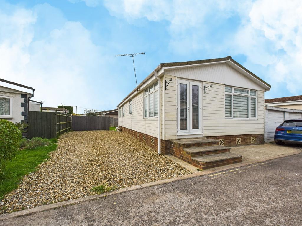 Mereoak Park, Reading, RG7 3 bed park home for sale - £150,000