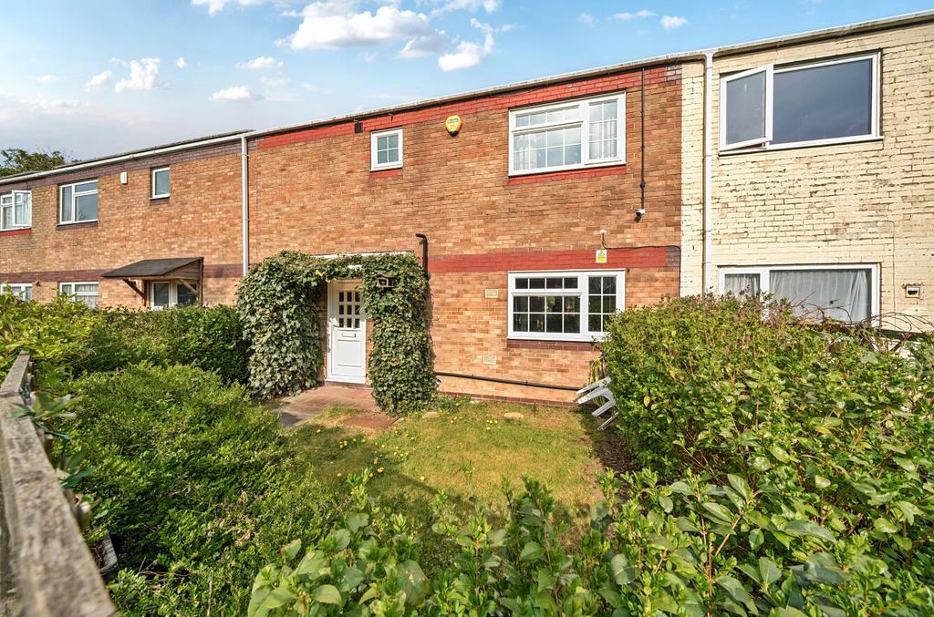 Trident Drive, Dunstable LU5 4 bed terraced house for sale - £325,000