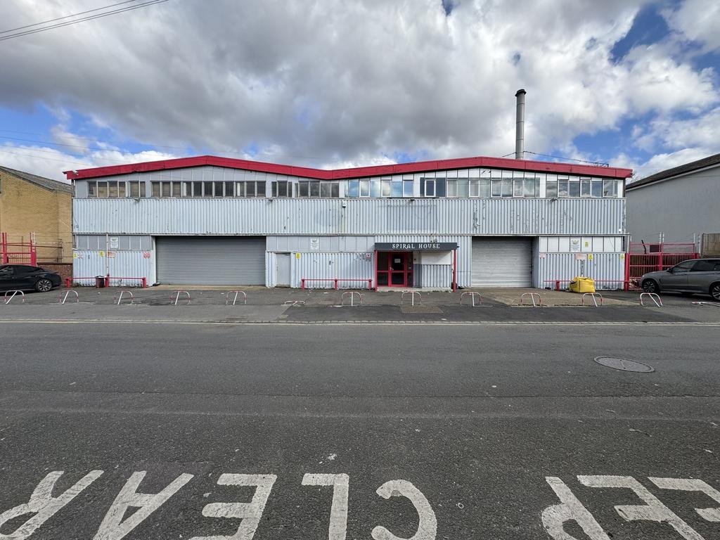 Croydon CR0 Warehouse - £3,500,000