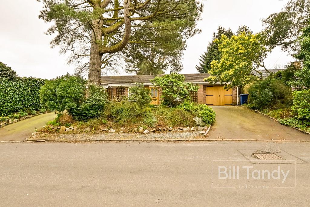 Upper Way, Upper Longdon, Rugeley, WS15 2 bed detached bungalow for ...