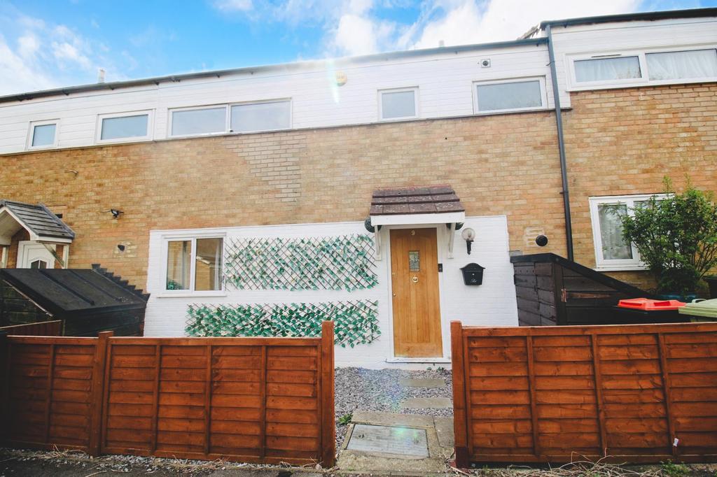 Ferndale, Eaglestone MK6 3 bed terraced house for sale - £260,000