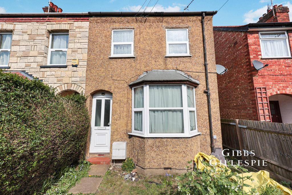 Hows Close, Uxbridge, UB8 1 bed in a house share - £750 pcm (£173 pw)