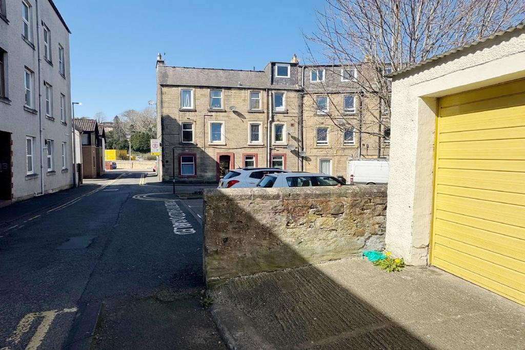 Northcote Street, Hawick, Scottish... 1 bed flat - £27,000