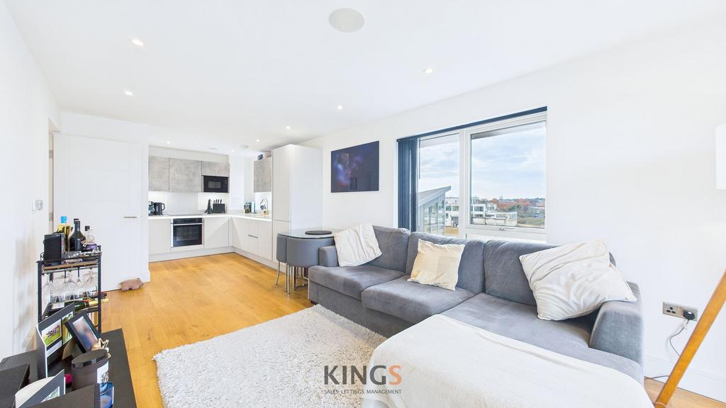 Bridge Road East, Principle Point... 2 bed apartment for sale - £325,000