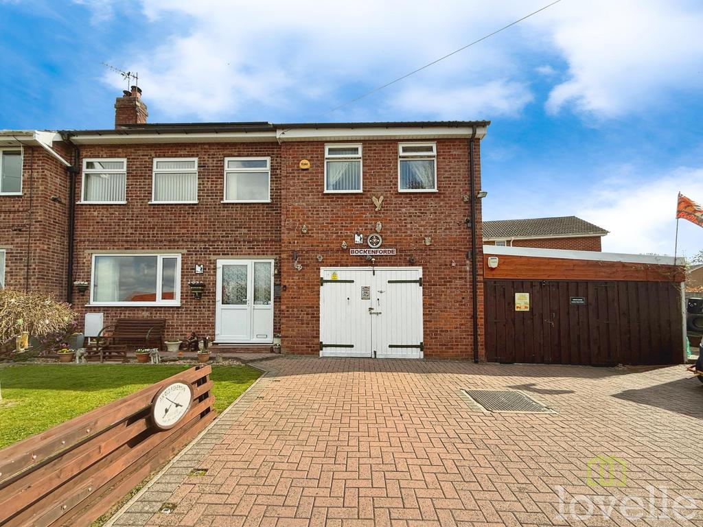 High Street, Walkeringham DN10 3 bed semi-detached house for sale - £ ...