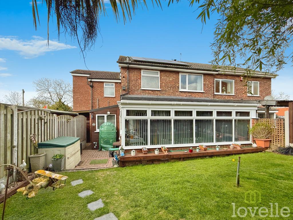 High Street, Walkeringham DN10 3 bed semi-detached house for sale - £ ...