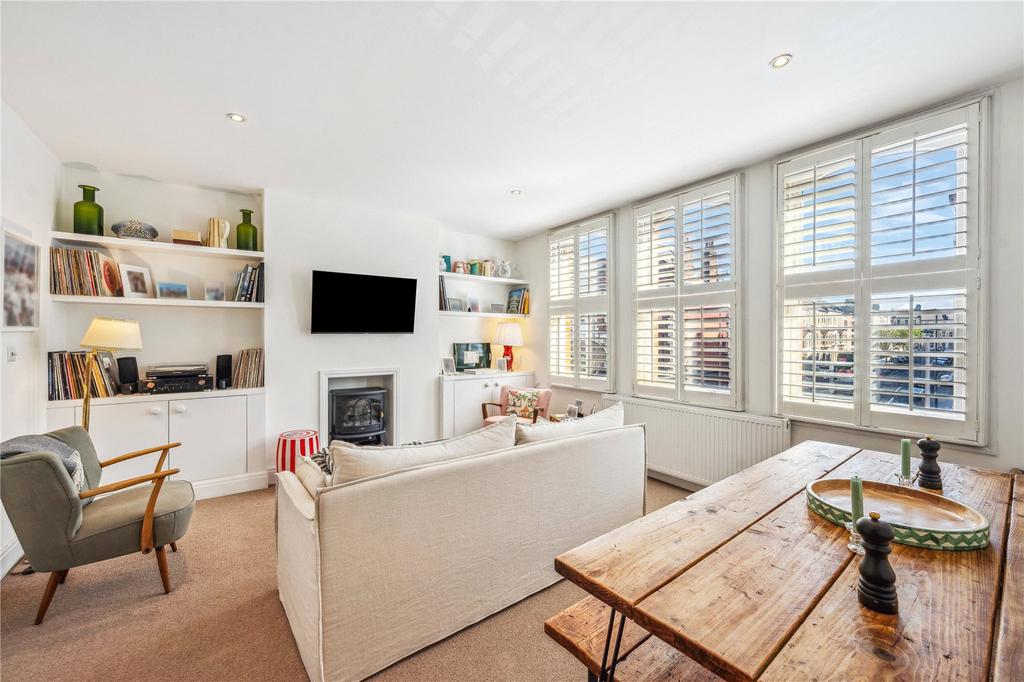 Lavender Hill, SW11 2 bed apartment - £665,000